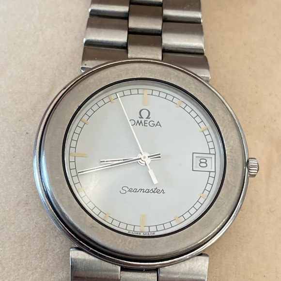Omega | Accessories | Mens Omega Quartz Watch With Original Bracelet ...
